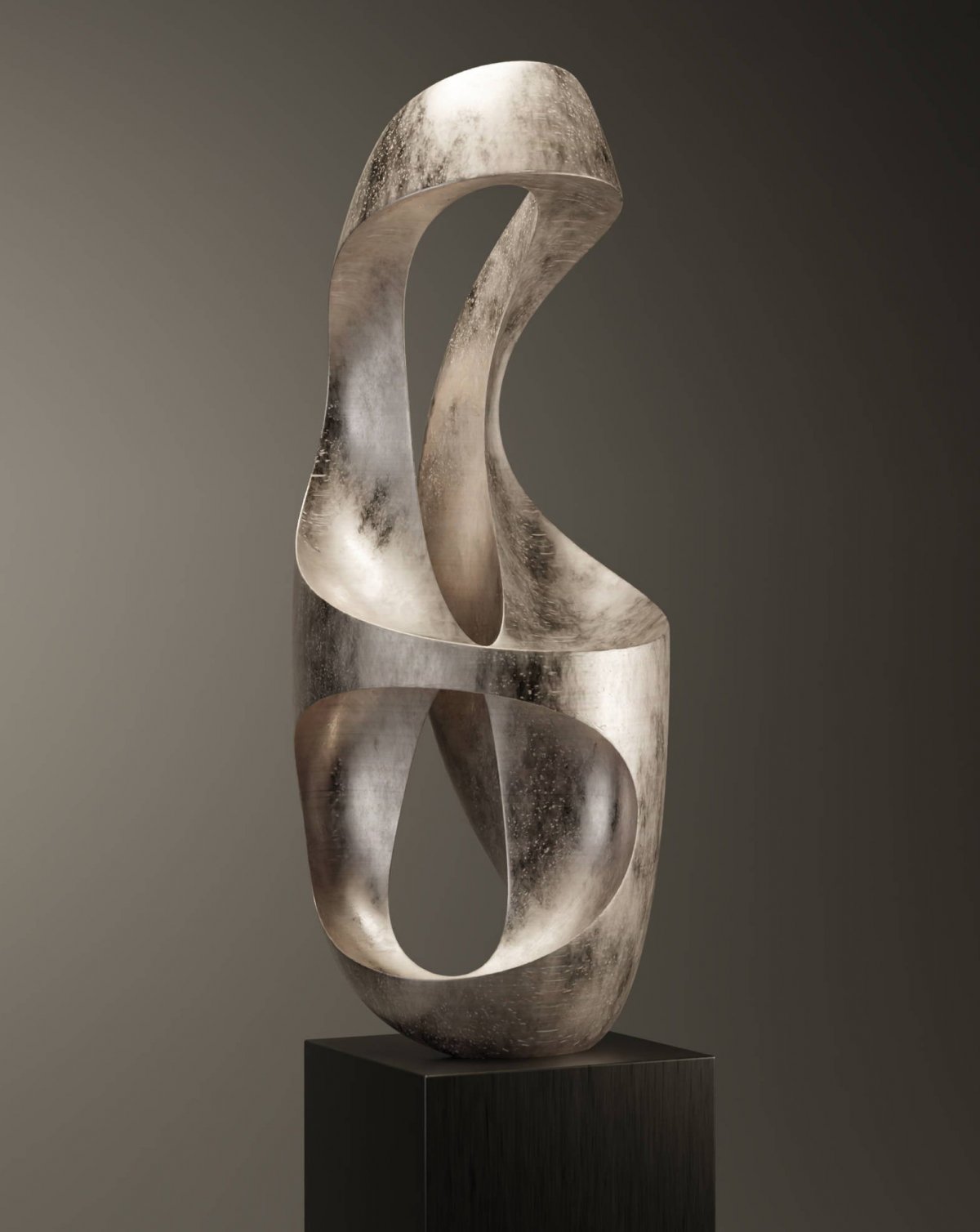 YinjiSpace - British Sculptors x Jack Eagan